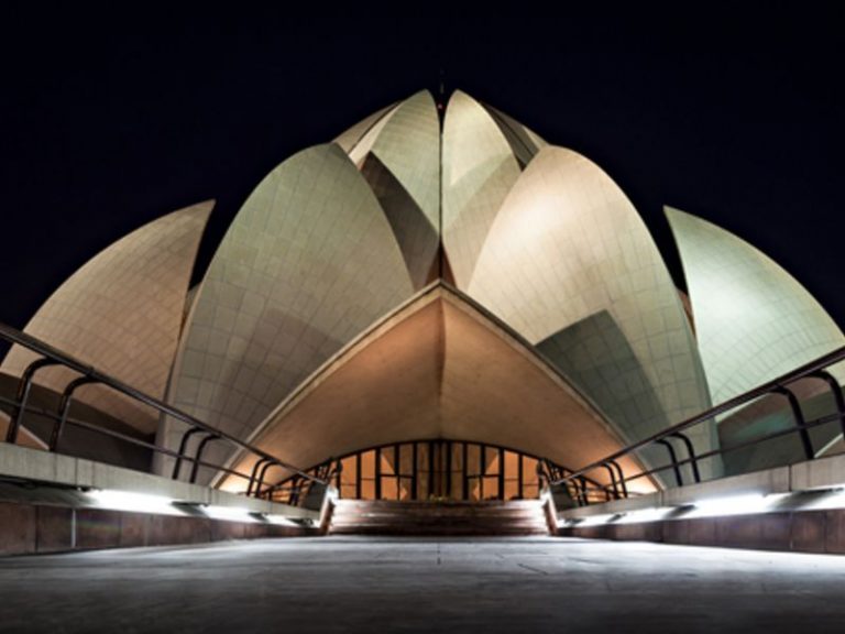 Lotus Temple : A Complete Guide And Some Lesser Known Facts
