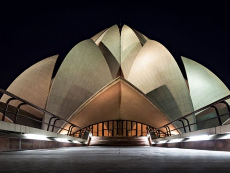 Lotus Temple : A Complete Guide And Some Lesser Known Facts