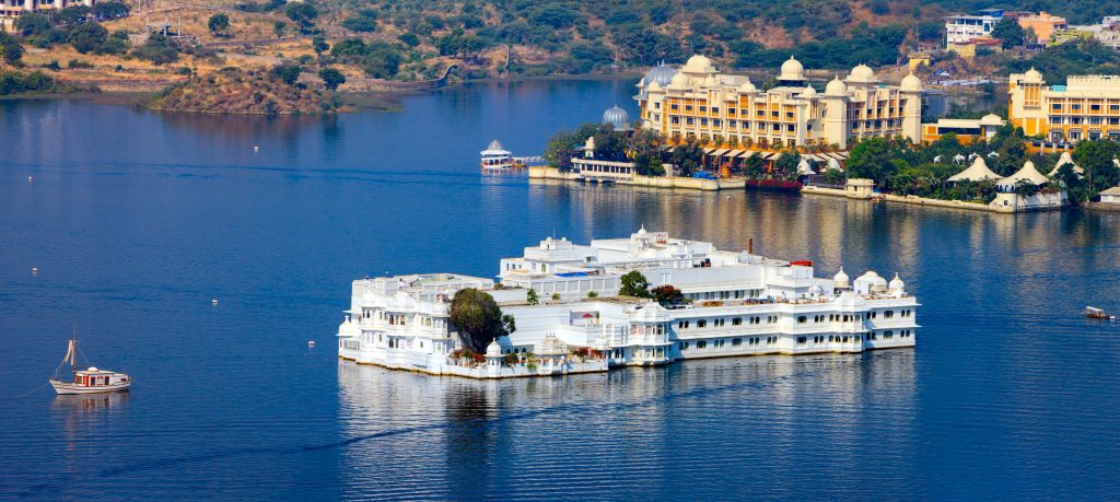 5 Interesting Facts to know about The City of Lakes- Udaipur - goStops ...